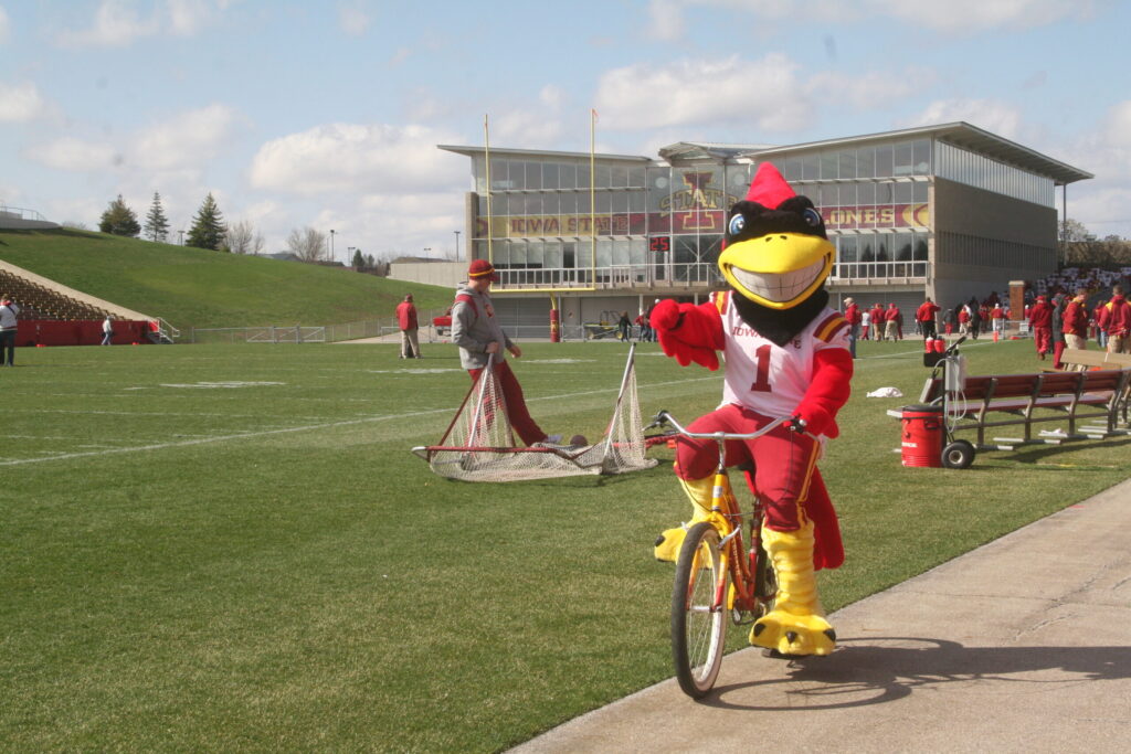 Best places to ride a bike in Ames, Iowa